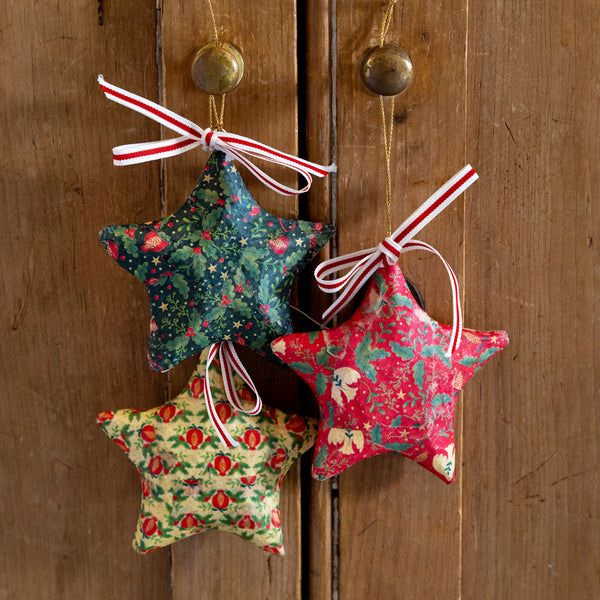 Wholesale Fragments of Fashion Christmas Tree Decorations | UK Trade ...